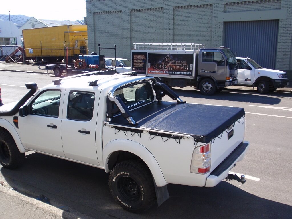 Retractable Canvas Awnings | Truck Tarpaulin Covers